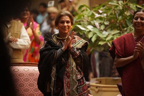 Saas Bahu Aur Flamingo