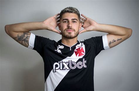 Vasco Anuncia A Contratação Do Atacante Pedro Raul Metrópoles