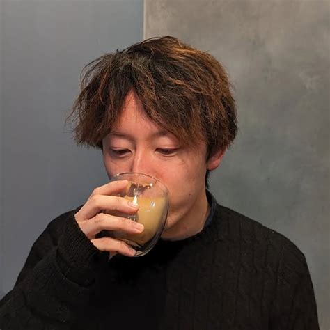 昔から誰かが他人の噂話をしたとして、基本的にあんまり信じない。自分の都合の良い様に言っている場合がある。さらに酒の場で酔っていてあまり覚えてい