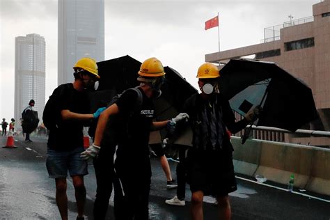 【香港法庭】過去3年半律政司就25宗「反送中」案提刑期覆核 20宗得直改判更重刑罰 — Rfa 自由亞洲電台粵語部
