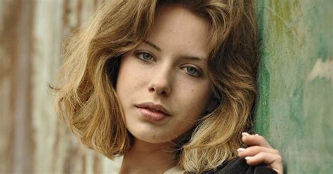 Ninfeta Magrinha Da Buceta Super Cabeluda