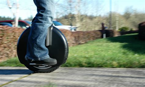 攜帶方便的電動單輪車Solowheel La Vie