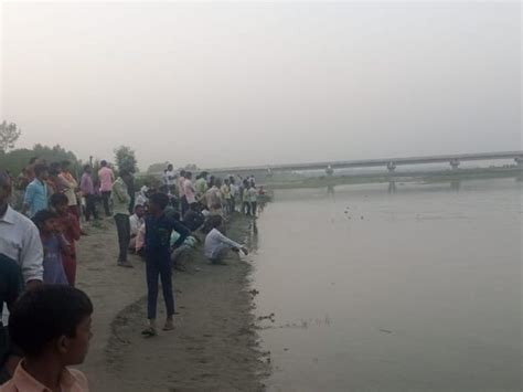 Youth Drowned In Ganga While Taking Bath In Hasanpur हसनपुर में नहाते