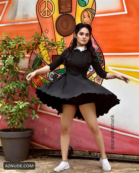 Pallavi Patil Hot Pics Collection Aznude