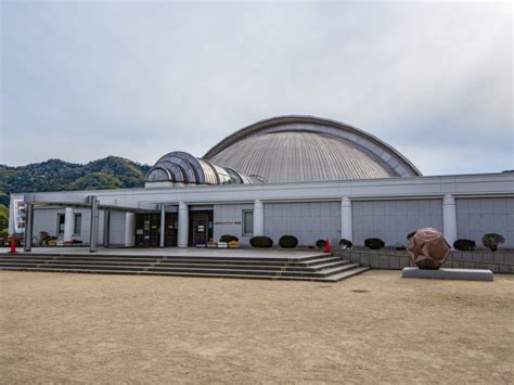 笠岡市立カブトガニ博物館恐竜公園 岡山観光