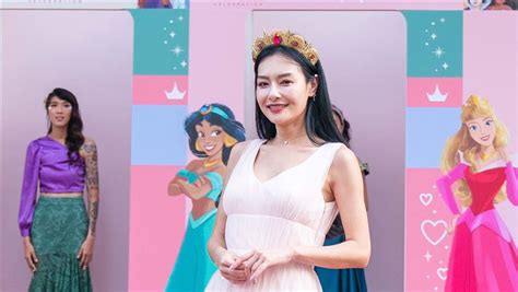 王思佳認「在家就是公主」爆媽像母后每天狂吼：妳在幹嘛？ 娛樂星聞