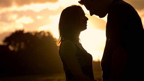 Onlookers Report 4 Having Group Sex In Broad Daylight In Wales Al Bawaba