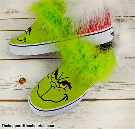 DIY Grinch Shoes - The Keeper of the Cheerios | Grinch shoes, Tacky ...