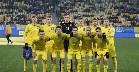 Євро 2023 U21 молодіжна збірна України з травмованим Мудриком прибула до Бухареста ТСН