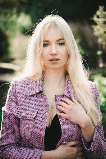 Female Model For TFP Shoot