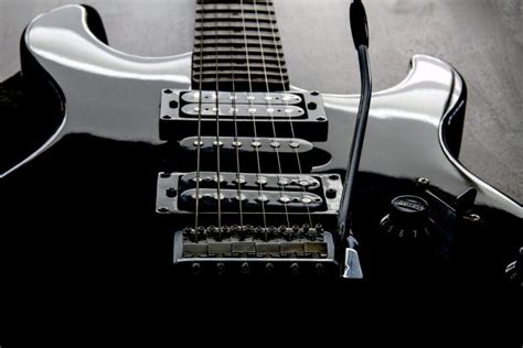As 5 Melhores Guitarras Para Iniciantes