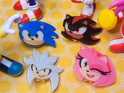Sonic The Hedgehog Pins Sonic Shadow Silver Amy Classic Video Game Nostalgia Sonic Fan T