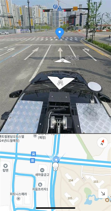 직진 차선에서 우회전 하는 차량 지식in