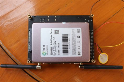Распаковка вскрытие и инструкция по сборке GeekBox TV box с