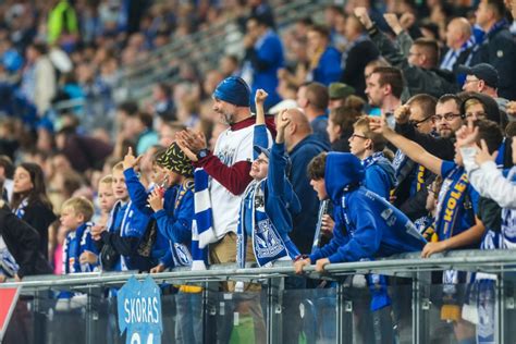Kibice Lecha Poznań podczas meczu z Rakowem Częstochowa Głos Wielkopolski