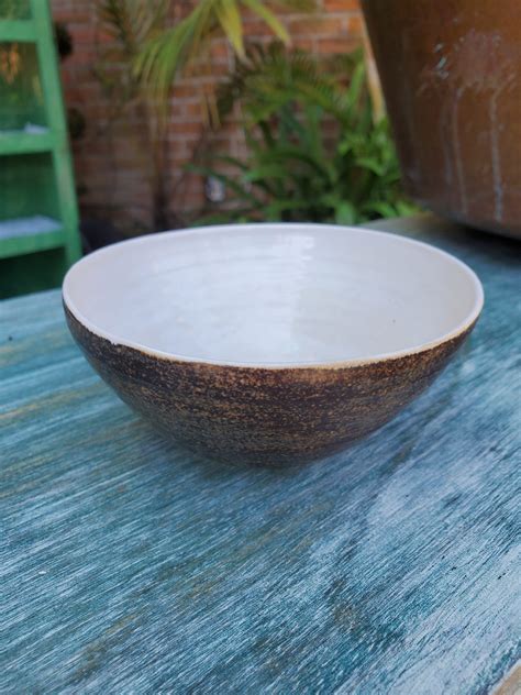 Daniel Nardella Brown And White Small Bowl Arte Vallarta Museo