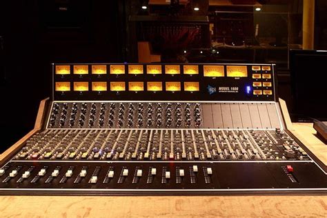 API Model Channel Console