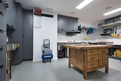 Home Woodworking Shop Shows Wood Shop Layout For Basement Workshop