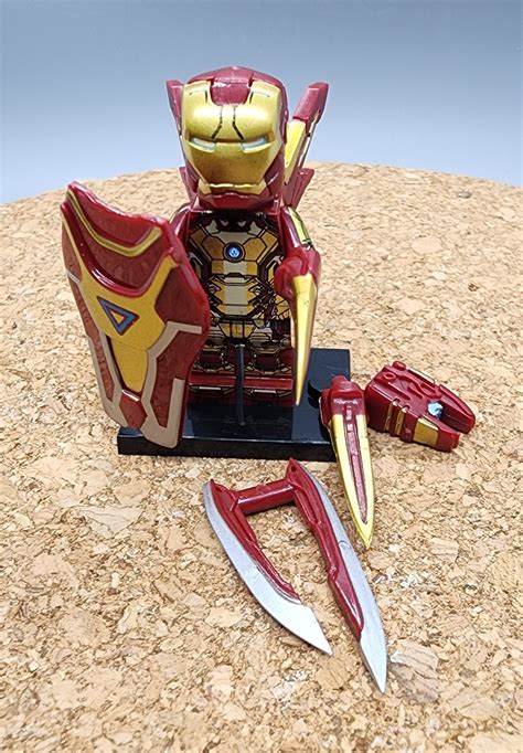 Lego Marvel Superheroes Iron Man Mark 42