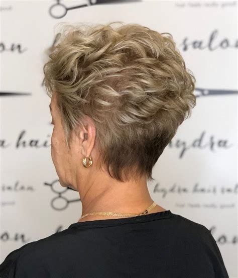 9 Modern Wedge Haircuts For Women Over 50 Hairstylecamp
