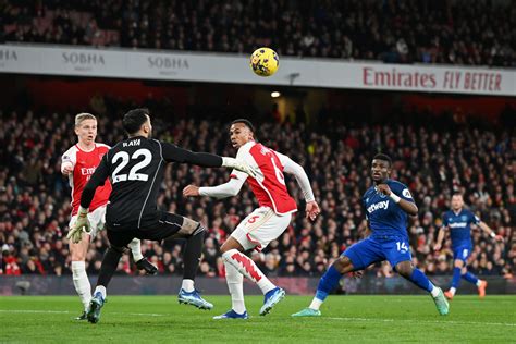 His Numbers Are Better Ian Wright Says £30m Arsenal Player Has