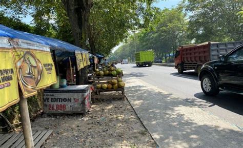 Tarif Tol Naik Pedagang Di Pinggir Kebun Sawit Natar Ketiban Rezeki WartaLampung Id