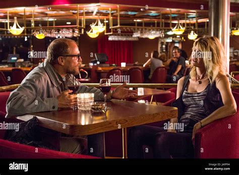 Wilson From Left Woody Harrelson Laura Dern 2017 Ph Wilson Webb