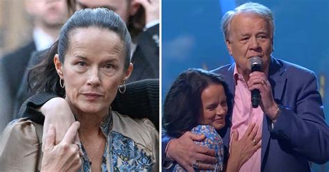 Malin Berghagen Infriade Löftet Till Pappa Lasse 1 år Efter Hans Död