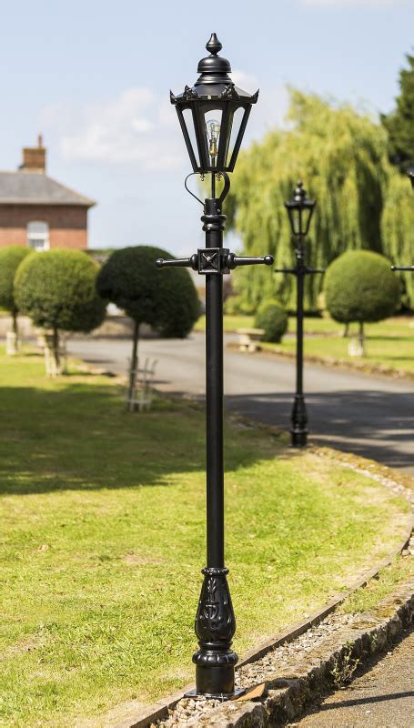 Small Victorian Hexagon Lamp Post