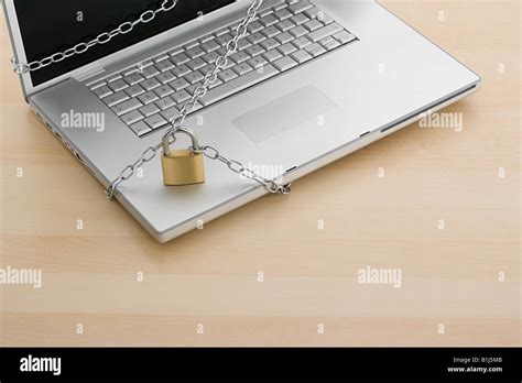 Chain With Lock Hi Res Stock Photography And Images Alamy