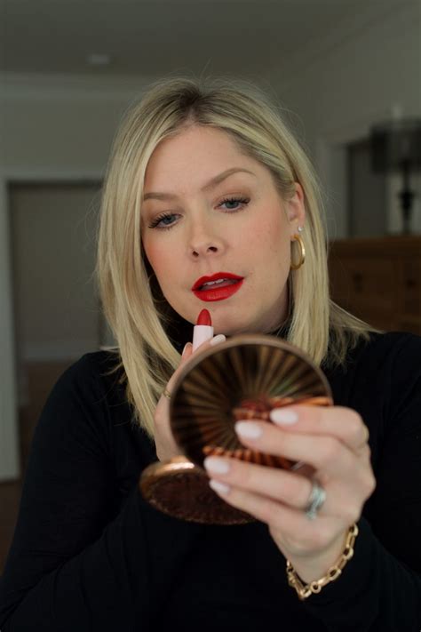 Easy Beauty Ts To Give And Details About 20 Off Fragrances At Sephora The Small Things Blog