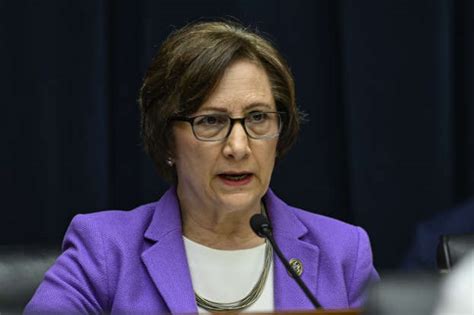 Us Court Blocks Mass Firing Of Federal Employees