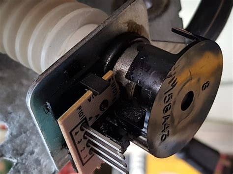 Dirty Rpm Sensor In Vancouver Access Garage Doors Dirty Rpm Sensor In Vancouver Access Garage Doors