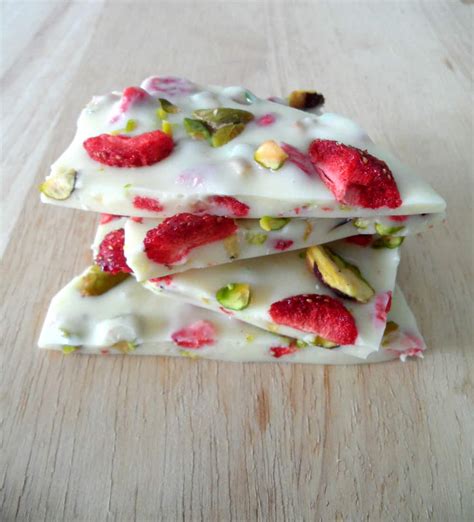 Strawberry Pistachio White Chocolate Bark