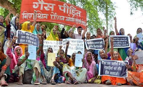 If Govt Feels Victims Are Entitled Pay Them Sc Tells Centre In Bhopal