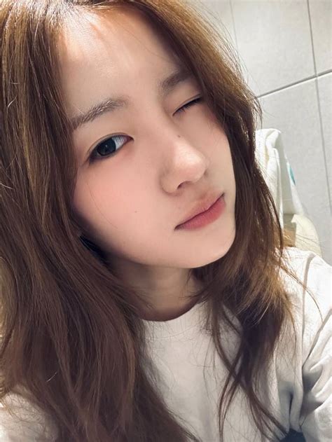 Wooah Community Post 이번주도 파이팅하자 ️ 파이팅 파이링 파이리~ Wooyeon
