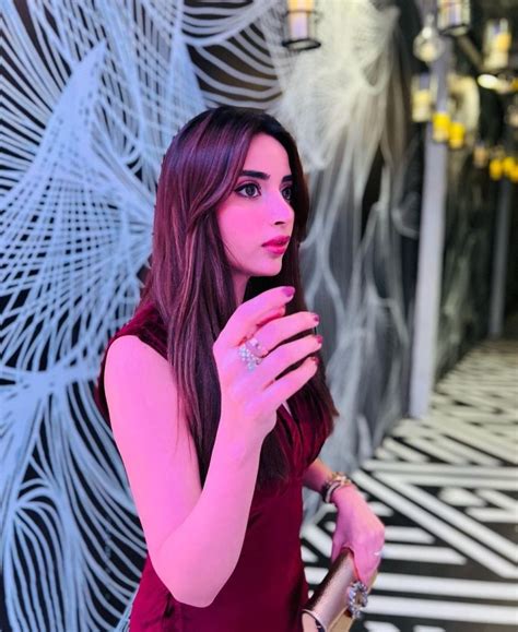 Saboor Aly Ali Ansari New Romantic Pictures Reviewit Pk