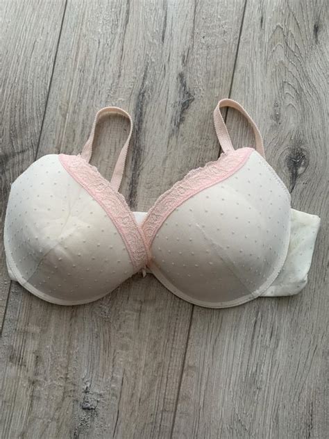 Бюстик Reserved — ціна 249 грн у каталозі Бюстгальтери Купити жіночі