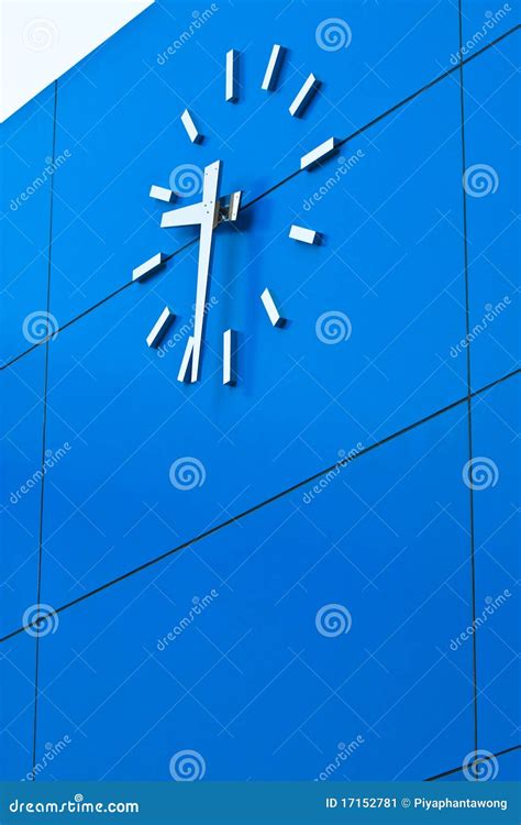 Analog Clock Stock Image Image Of Cipher Twelve Measurement 17152781