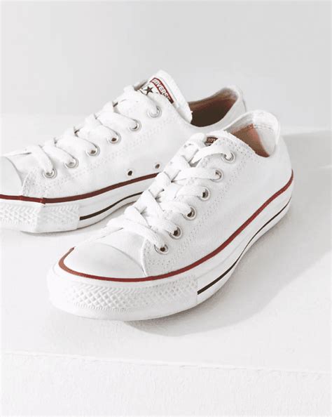 Converse Chuck Taylor All Star Low Top Sneaker - The Buy Guide
