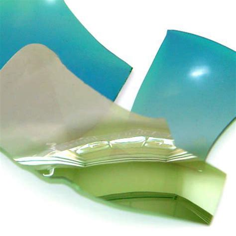 R 136 Iris Green