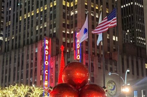 Top 10 Festive Things To Do In Nyc During The Holidays Red Pr