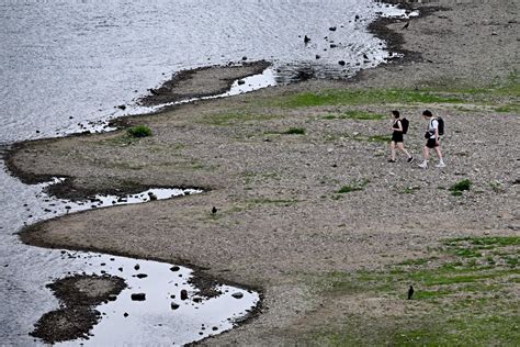 三个因素导致全球高温热浪肆虐，化石燃料的气体排放加速升温快看澎湃新闻 The Paper