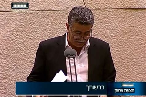 הצעת צחוק השר עמיר פרץ מתבלבל סרוגים