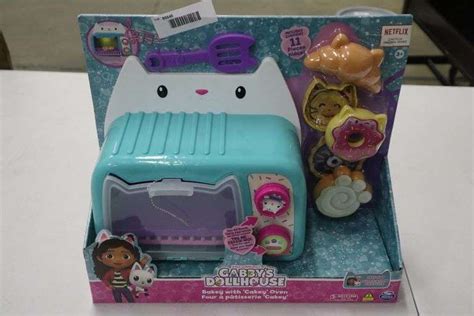 Gabbys Dollhouse Bakey With Cakey Oven Matthews Auctioneers