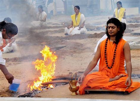 Nithyananda Truth About The Cult Of Swami Paramahamsa Nithyananda