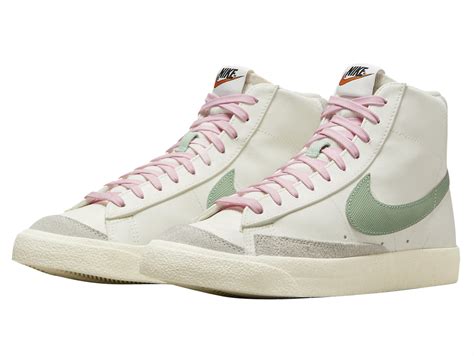 Buy Nike Blazer Mid 77 Prm Certified Fresh Kixify Marketplace