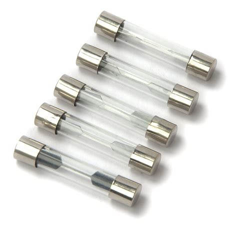 Fuses 12820