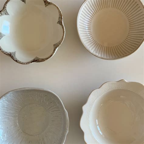 아워코티지 출근길 샌드위치🥪 가끔 출근하는 날이 돌아왔습니다 점심은 다 사먹지만 출근 한 김에 아워코티지 볼일도 볼 예정이라 도시락 만들었어요 오늘은 집 근처 어딜