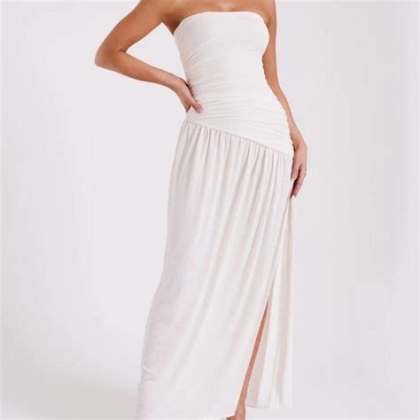 Meshki Bex Maxi Dress In Ivory Such A Flattering Depop